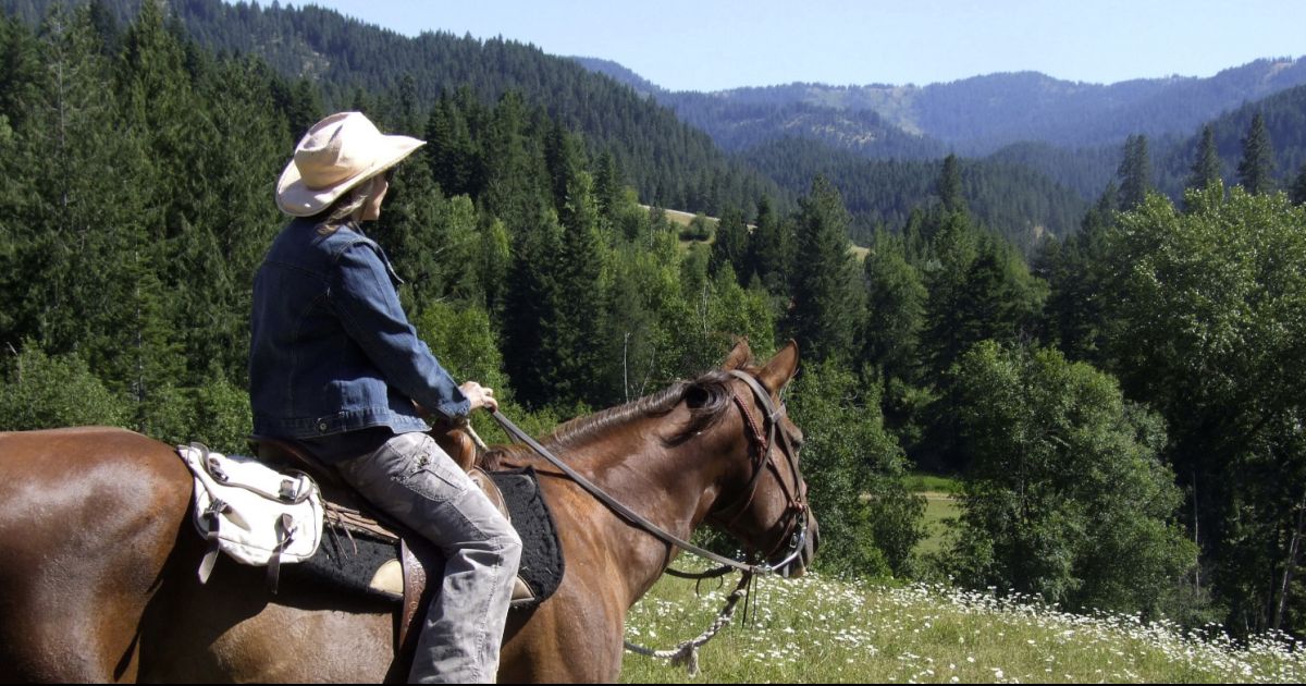 Ring in 2013 on Horseback | Top50 Ranches